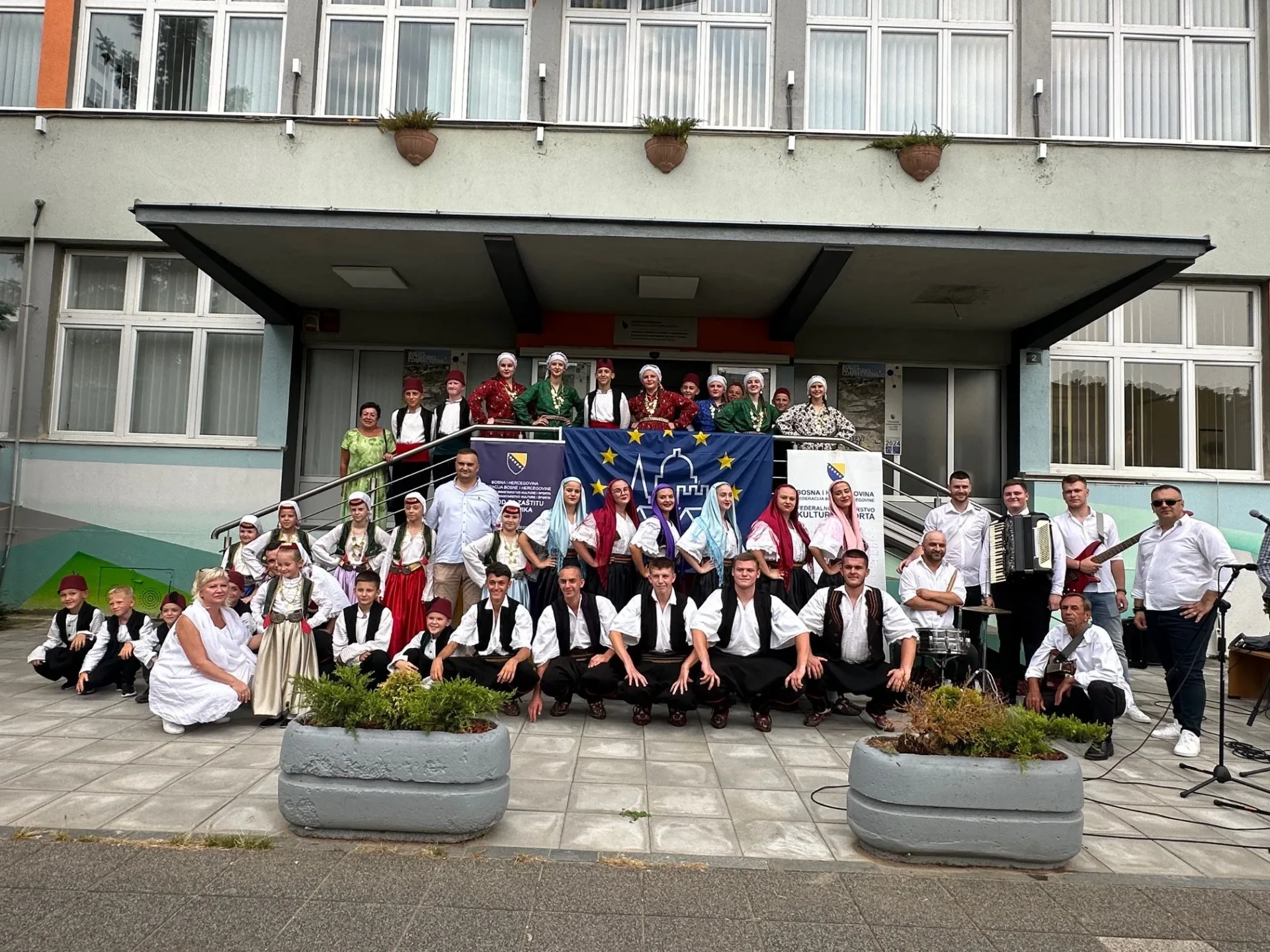 Dani europskog nasljeđa 2024: KUD “Ivan planina” iz Tarčina oduševio ...